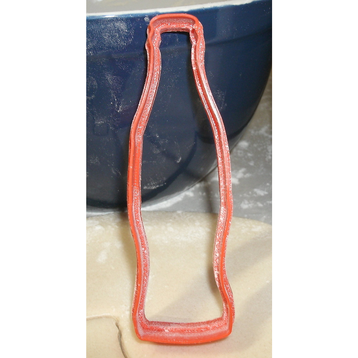 SODA POP BOTTLE VINTAGE COOKIE CUTTER BAKING TOOL MADE IN USA PR631