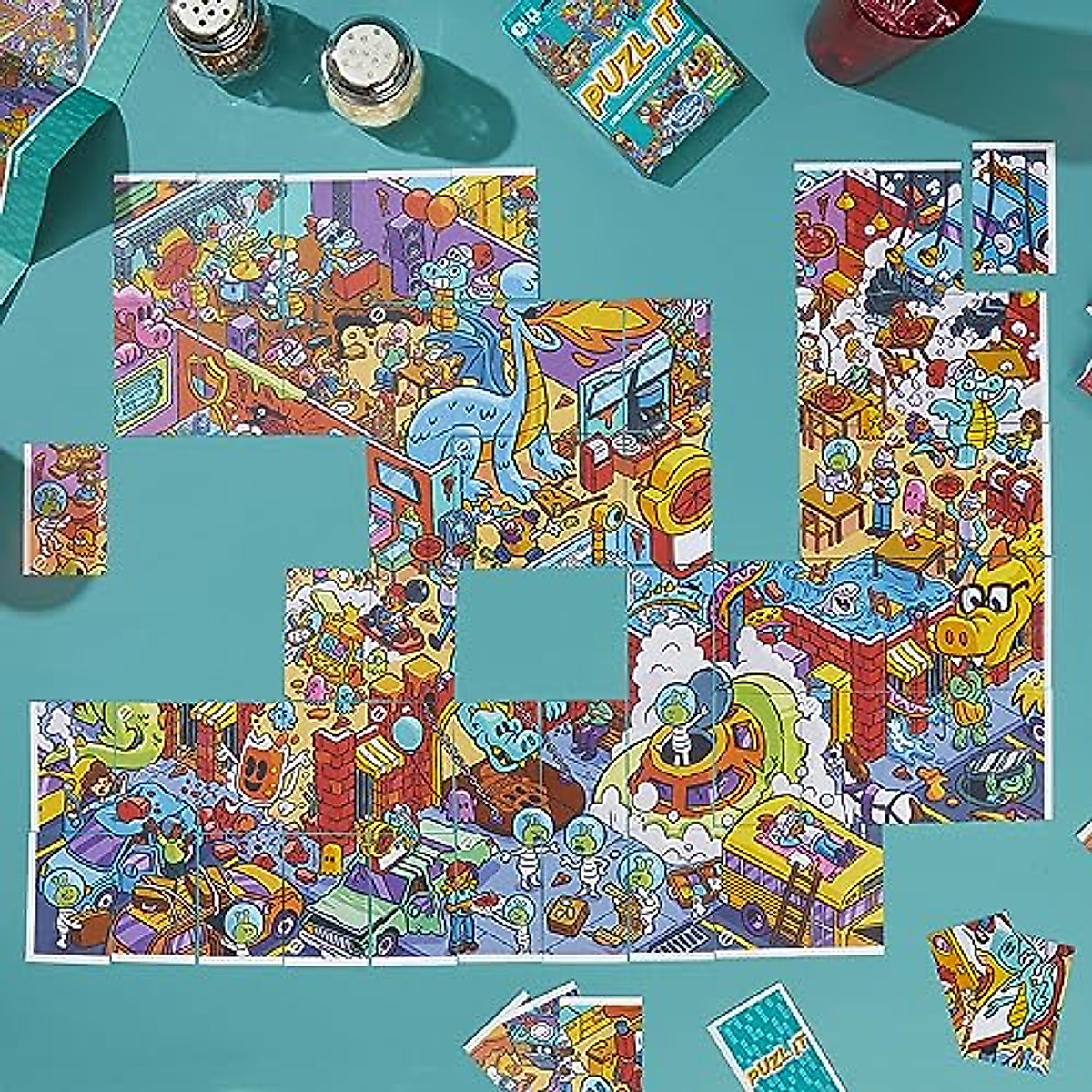 Hasbro Gaming Puzl It Game, Competitive Puzzle Card Game for Ages 7 and Up, Kids Game, Family Game for 2 to 6 Players, Pizza Party Theme, Puzzle Games