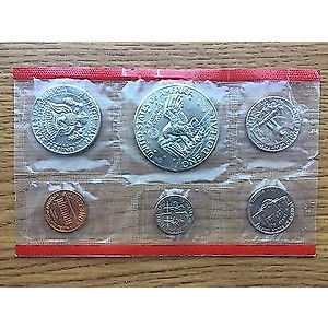 1974 US 13 Piece Mint Set In original packaging from US mint Uncirculated