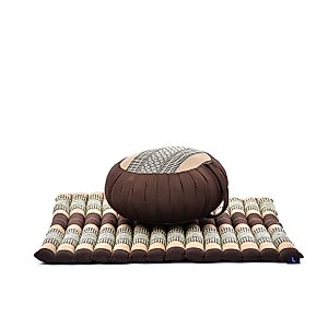 Leewadee Meditation Cushion Set – 1 Round Zafu Yoga Pillow and 1 Square Roll-Up Zabuton Mat Filled with Eco-Friendly Kapok, Brown