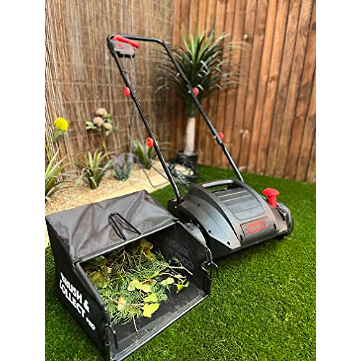 Artificial Turf Electric Power Sweeper/Ceaning Broom. Brush & Collect Pro-USA