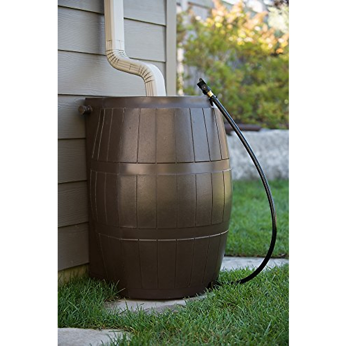 FCMP Outdoor RC4000 50-Gallon Heavy-Duty Outdoor Home Rain Catcher Barrel Water Container with Spigots and Mesh Screen, Brown