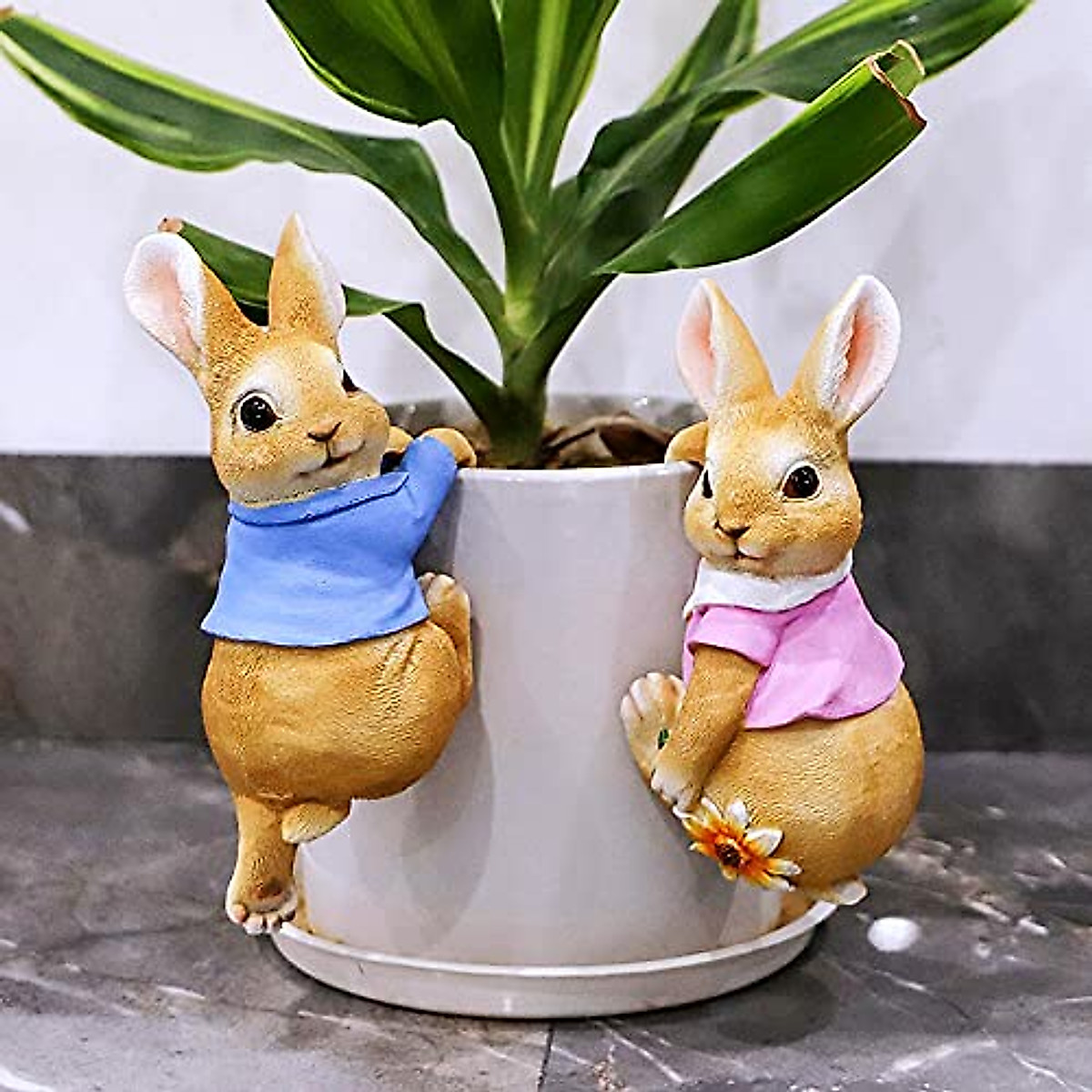 iRonrain Mini Garden Statues Hanging Bunny, Indoor Outdoor Decorations Cute Rabbit Planter Pots Hanger Art Décor Figurine Ornament for Easter Yard Home Garden Patio and Office (Blue)