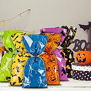 Whaline 150Pcs Halloween Cello Bags Cellophane Bags 6 Design with Twist Tie Candy Treat Bags Sweet Bags Pumpkin Spider Bat Bone Gift Bags Orange Party Favors for Halloween Day Table Decor