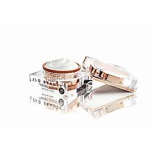 JLO BEAUTY That Big Screen Broad Spectrum SPF 30 Moisturizer | Hydrates, Protects, Luminizes, Soothes For Smooth, Dewy & Glowing Skin | 1.7 Fl Oz