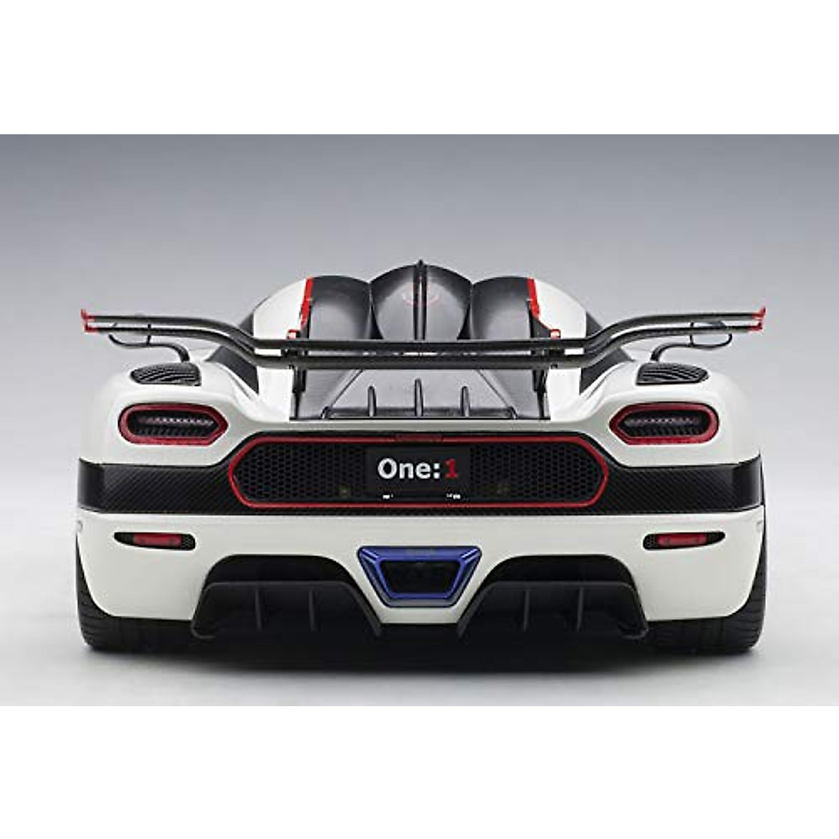 AUTOart Koenigsegg One: 1 Pebble White and Carbon Black with Red Accents 1/18 Model Car 79016