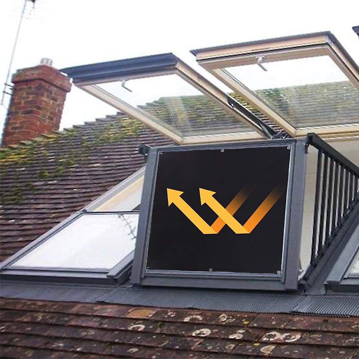 ZHhan Blackout Roof Skylight Blind Window Curtain for Velux F06 206 Roof Windows with Sucker UV Protection Without Drill and Easy InstallationSucker