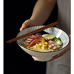 QINLANG 38 oz Japanese Ramen Bowls, Cereal Bowls, Soup Bowls, Pho Bowls, Noodle Bowls, Blue and White Ceramic Bowls Set of 4, 8 inches