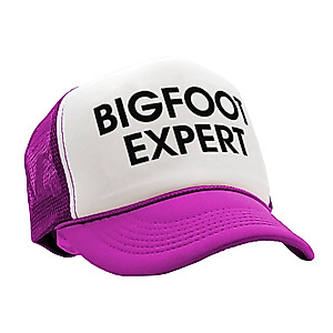 Bigfoot Expert - Sasquatch Squatchin Hunter - Vintage Retro Style Trucker Cap Hat (Neon Pink)