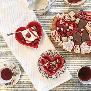 CTMRJ Red Heart Shaped Plastic Bowl for Salad Fruits Dessert Candy Treats Snacks Holder Household Rotating Pot Serving Dish, Multi-Purpose Deep Tableware Bowls for Home Kitchen Cooking Gift