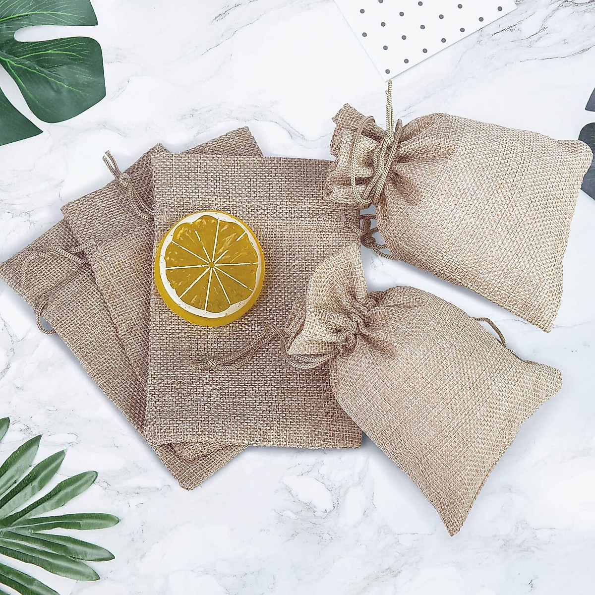 Gudotra 100 Pcs Burlap Bags with Drawstring 4 x 5.5 Inch Small Gift Bags Wedding Favors Birthday Christmas Thanksgiving Party Art and DIY Craft Burlap Sack Jewelry Pouches