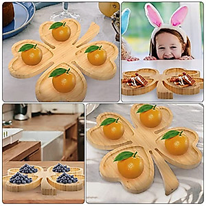 PRETYZOOM Wooden Serving Tray Clover Shaped Charcuterie Boards Shamrock Cheese Cake Bread Snack Serving Plate Appetizer Platter for Meat Vegetables Fruit St. Patricks Day Party