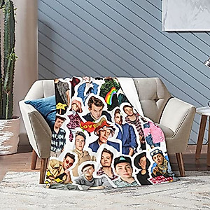 Blanket Ethan Cutkosky as Carl Gallagher Soft and Comfortable Warm Fleece Blanket for Sofa,Office Bed car Camp Couch Cozy Plush Throw Blankets Beach Blankets …
