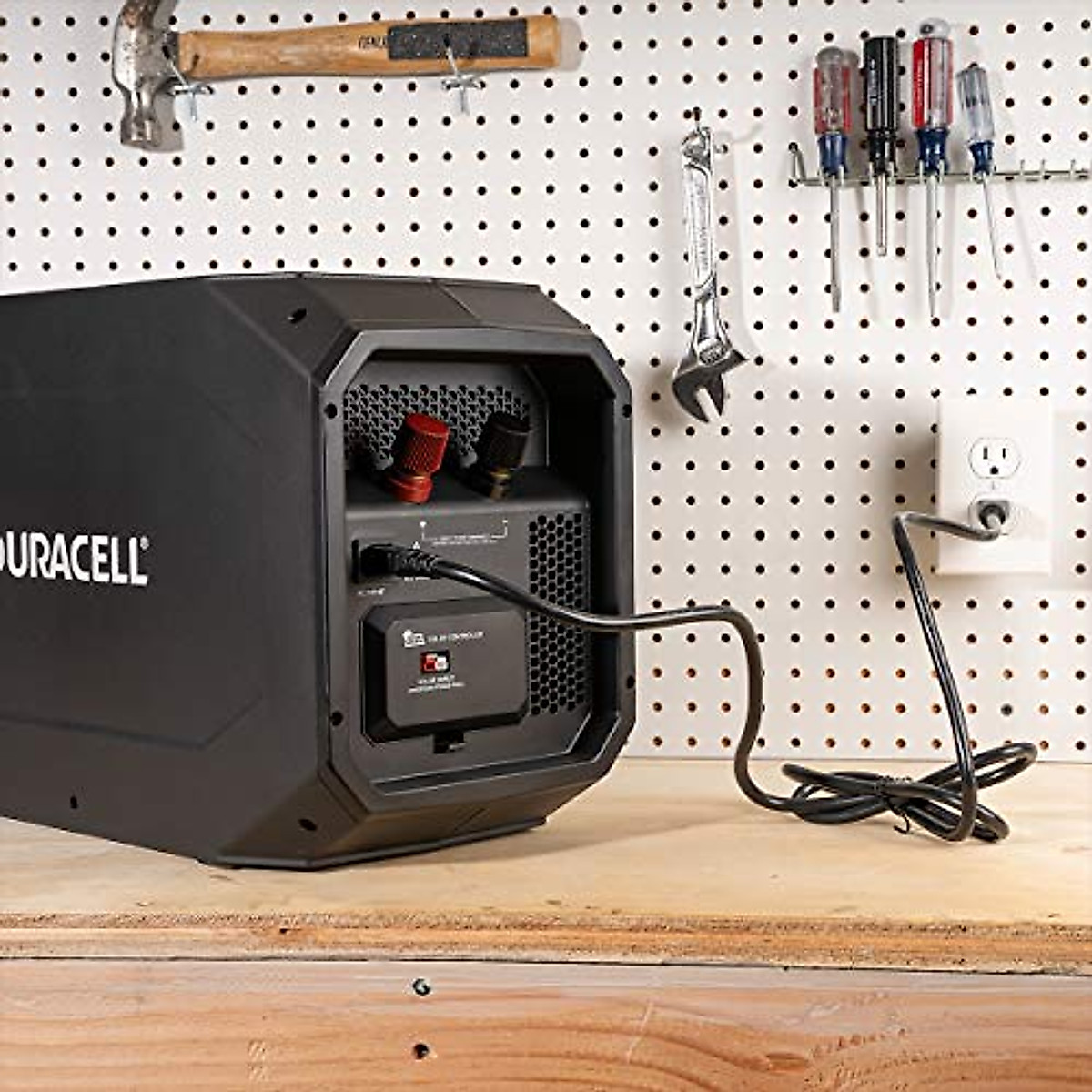 Duracell Power Source Electric Generator, Solar Capable, Gasless, Quiet, 1440W Output Power Inverter, High Capacity Power Bank