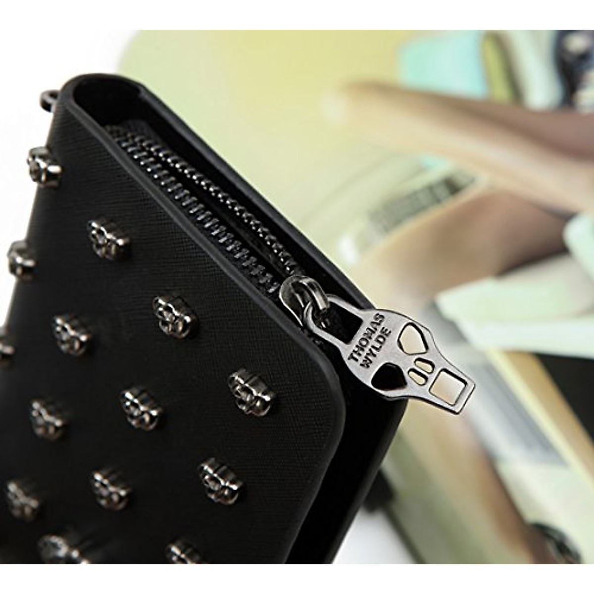 Yesiyan Women's Vintage Punk Leather Card Holder Wallet Skull Clutch Purse Black
