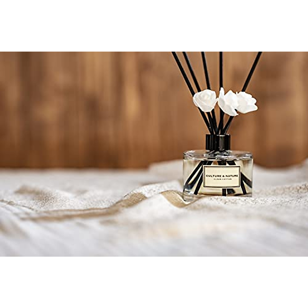 CULTURE & NATURE Reed Diffuser 6.7 oz (200ml) English Pear & Freesia Scented Reed Diffuser Set