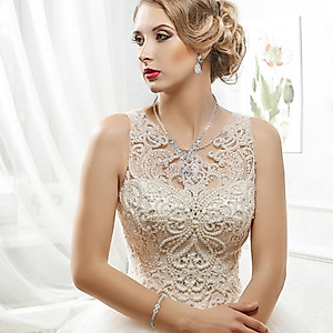 VAIPI 4 Pieces Rhinestone Jewelry Set with Purse for Women Sliver Bling Prom Crystal Jewelry Set With Glitter Rhinestone Necklace Choker Bangle Dangle Earrings and Clutch for Bridal Wedding Party