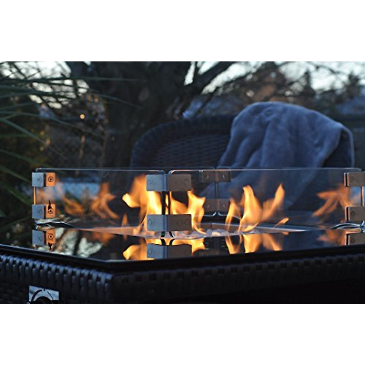 Outland Fire Table Tempered Glass Wind Guard Fence for 36-Inch Square Series 410 Outdoor Propane Fire Pit Tables, 17-Inch Square x 4.5-Inch Height – Thick 5/16-Inch Safety Barrier Clear