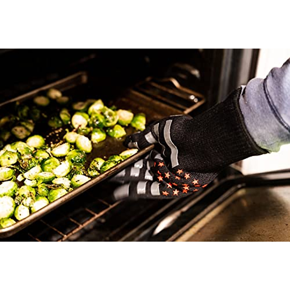 JayCee Grillin & Chillin 'Merica BBQ Gloves, 1472 Degree F Heat Resistant, Cut Resistant Lining, Non Slip Silicone, Machine Washable, Grilling, Baking, Cooking, Cutting