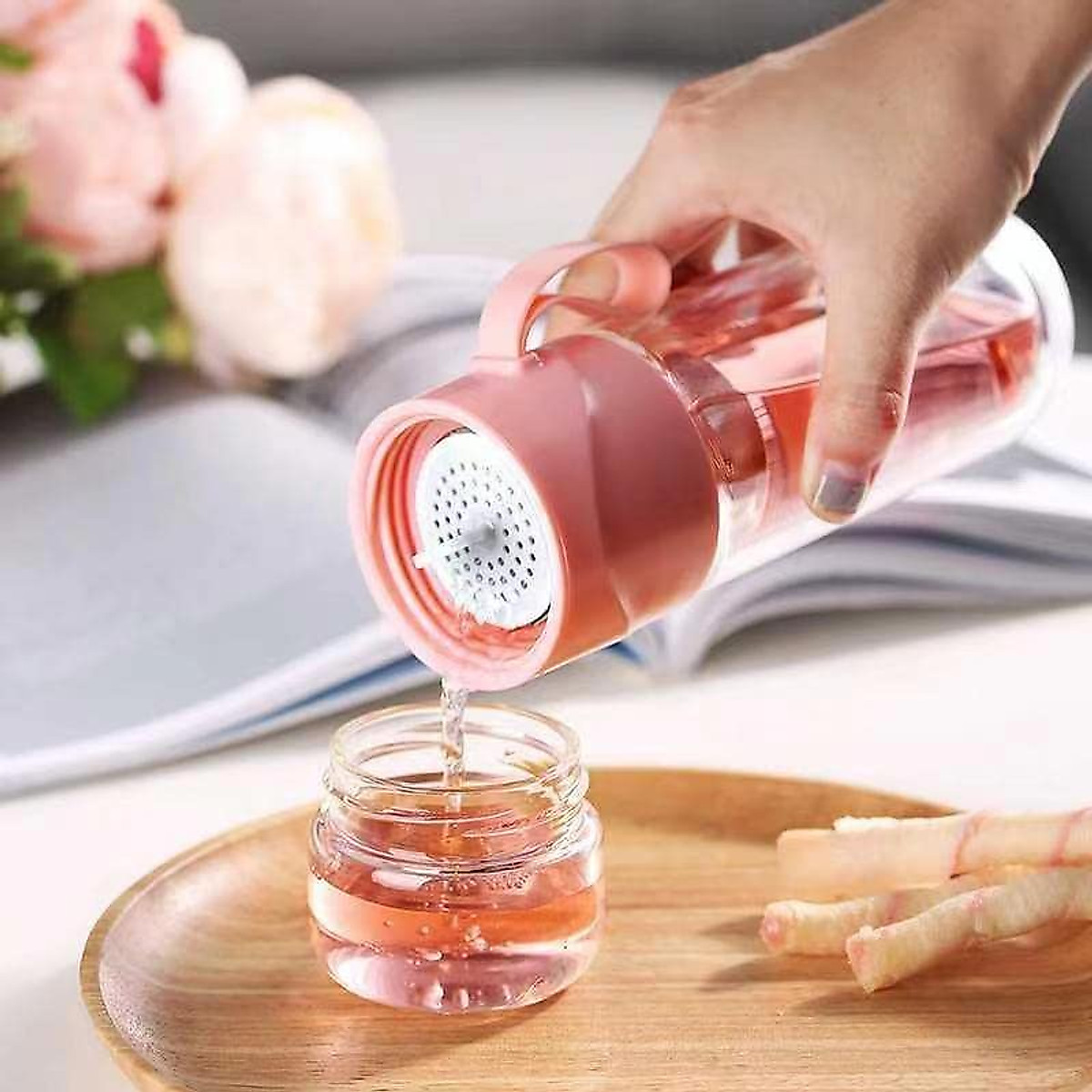 Little Bees Double Wall Glass Tea Bottle Portable Tea Tumbler with Infuser Leak-Proof Travel Mug 14oz Blue