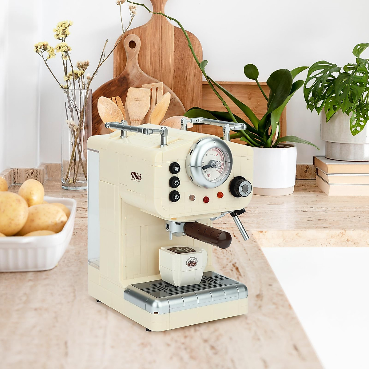 NEWABWN Coffee Machine Toy Building Set, Compatible with Lego Home Décor Accessories for Adults, Cute Building Blocks Set for Couples, Mother's Day Decoration(678 Pieces)