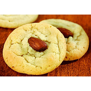 Watkins Pure Almond Extract, 11 oz. Bottle, 1 Count