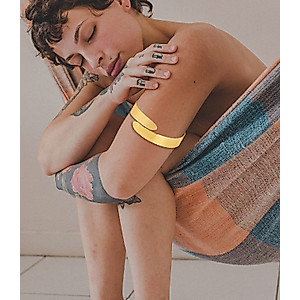 COLOYAN 6Pcs Gold Arm Cuff - Upper Arm Cuff Bangle Bracelet Set Adjustable Minimalist Simple Coil Bangle Wide Wire Grooved Cuff Open Arm Band Cuff Armlet Armlet Armband Bracelets for Women