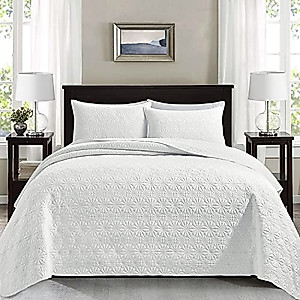 Mocaletto Luxury 2 Piece Twin Size Quilts, Elegant&Reversible Quilt Set White Bedding Set with Pillow Sham, Soft Lightweight Microfiber Bedspread, Twin Size Bedding Coverlet(White,68 * 88)
