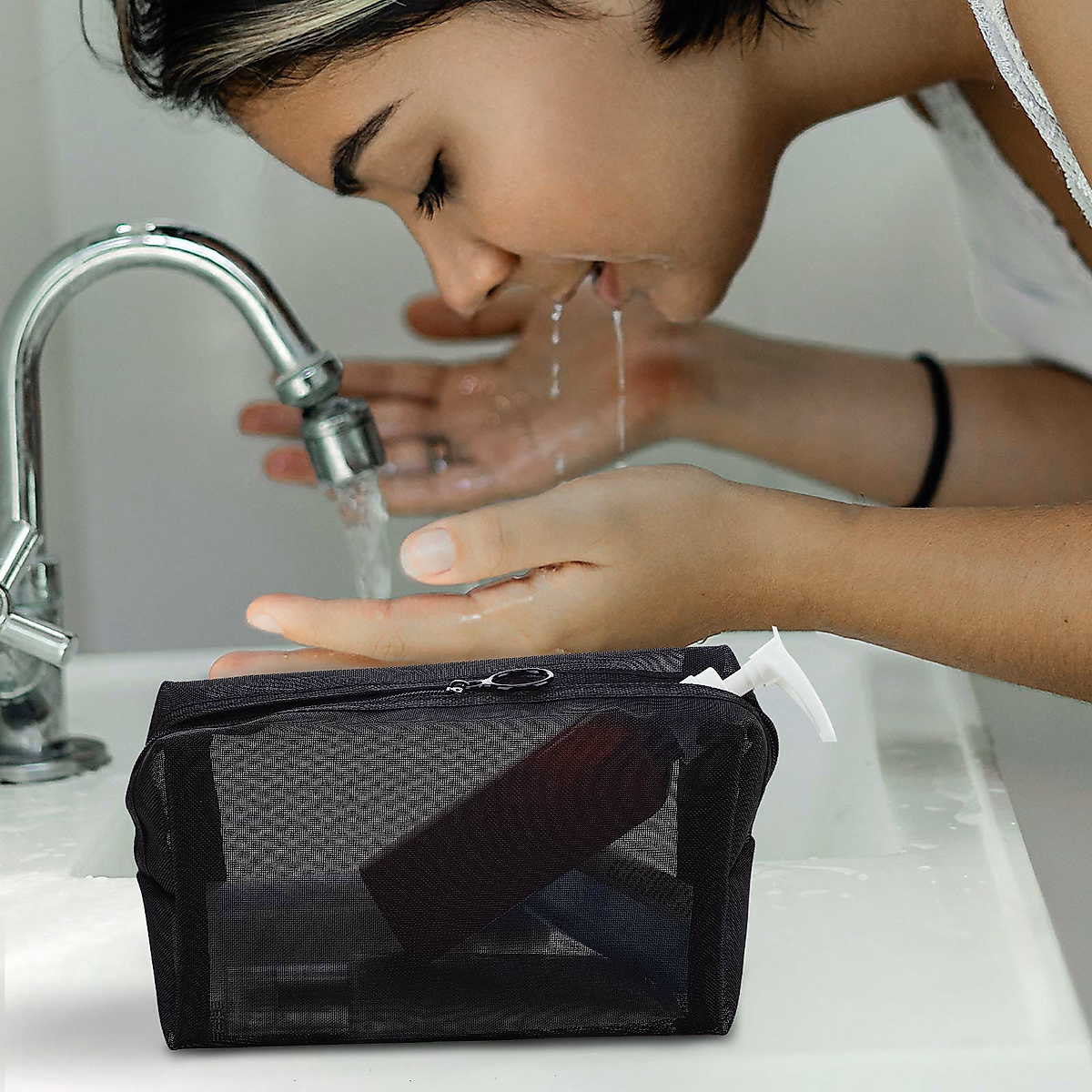 Sadnyy 5 Pieces Mesh Makeup Bag Portable Toiletry Bag Travel Mesh Cosmetic Bag Black Breathable Mesh for Accessories Organizer (7.1 x 4 x 2.4 Inch)