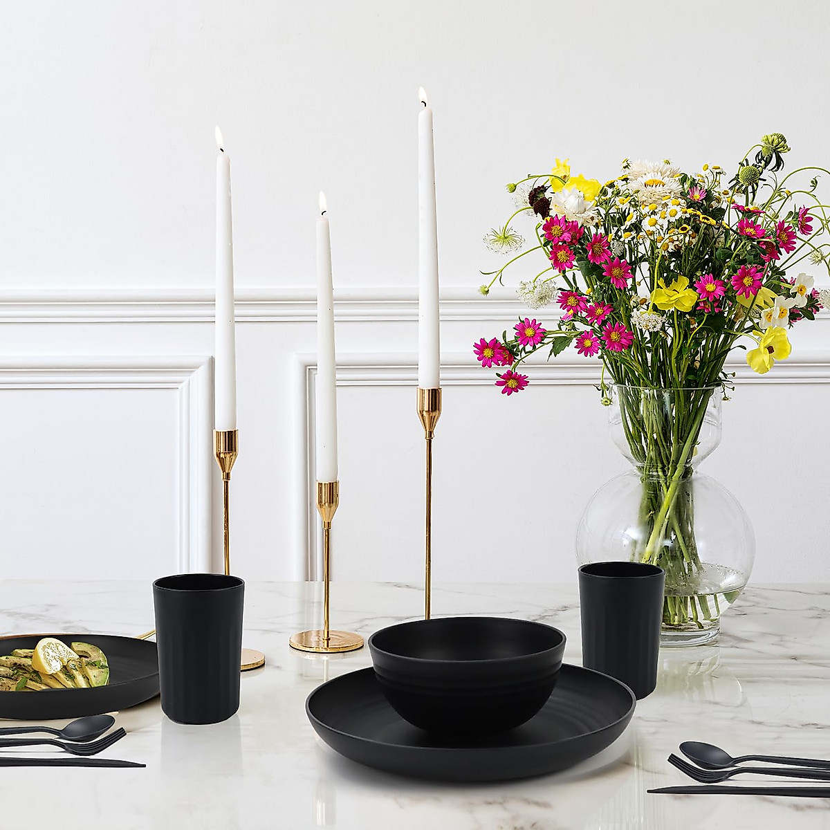 28-Piece Wheat Straw Dinnerware Sets, Microwave & Dishwasher Safe Unbreakable Dinnerware Set, Reusable Dishware Sets, Lightweight Camping Dishes, Plates, Cups, Cereal Bowls for 4（Black）