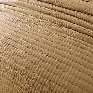 Pumpkin Yellow King Size Quilt Bedding Sets with Pillow Shams, Mustard Lightweight Soft Bedspread Coverlet, Quilted Blanket Thin Comforter Bed Cover for All Season, 3 Pieces, 104x90 inches