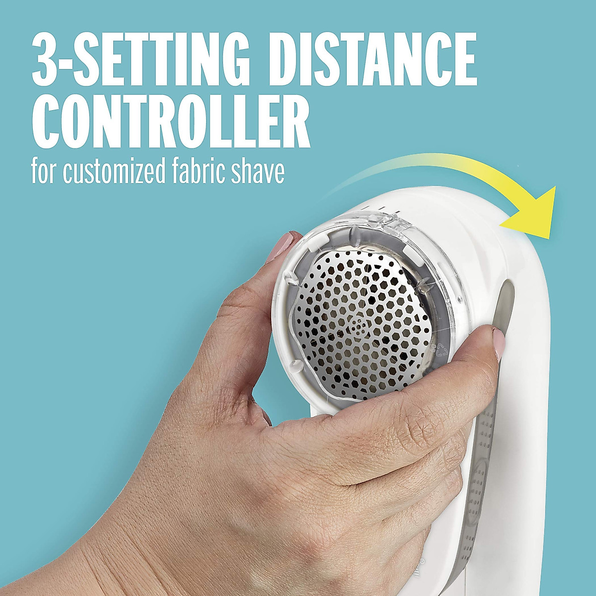 Conair Fabric Shaver and Lint Remover, Rechargeable Portable Fabric Shaver, White