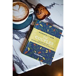 Moments with God for Couples: 100 Devotions for Growing Closer to God and Each Other
