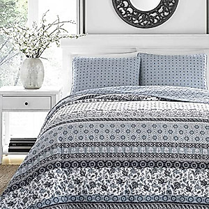 Stone Cottage - King Quilt Set, Reversible Cotton Bedding with Matching Shams, Block Print Home Decor (Bexley Light Blue, King)