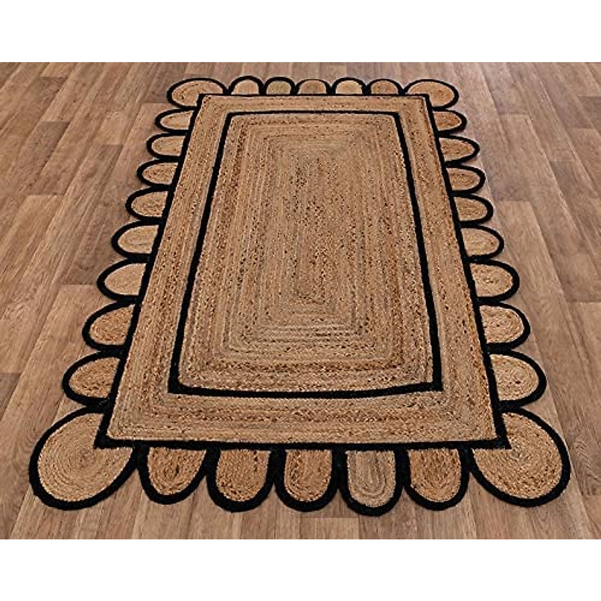 Scallop Pattern Jute Bohemian Area Rug (Black, 2'x3')