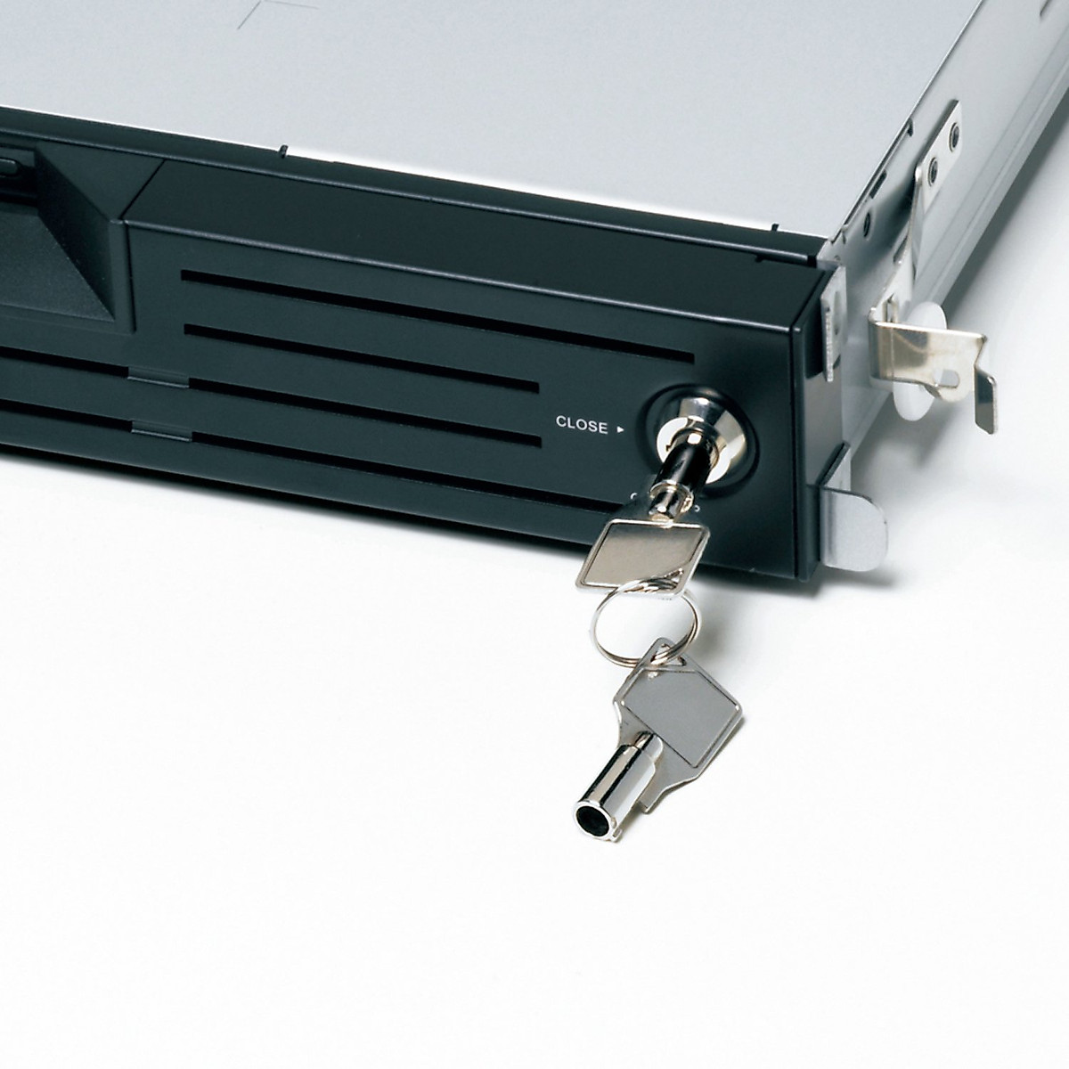 Buffalo TeraStation III 4-Bay 12 TB (4 X 3 TB) RAID 1U Rack Mountable Network Attached Storage (NAS) - TS-RX12TL/R5