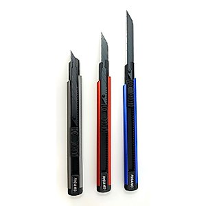RockRose Retractable Utility Knife w/ 30-Degree Blade Set of 3 x 5.5, Portable easy to use Arts and Crafts Knife with Precision Blades for Home, Car, Warehouse, Everyday Use (Red, Blue and Grey)