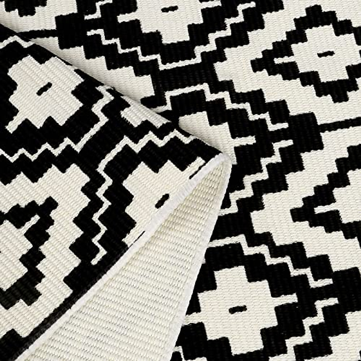 Uphome Indoor Outdoor Doormat 2’x3’ Boho Cotton Area Rug Hand Woven Moroccan Geometric Throw Rugs Machine Washable Farmhouse Rug Carpet for Entryway Porch Living Room Laundry Kitchen,Black and Cream