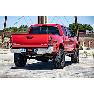 Rough Country 3.5" Bolt-On Lift Kit w/N3 Struts for 2005-2023 Tacoma - 74231