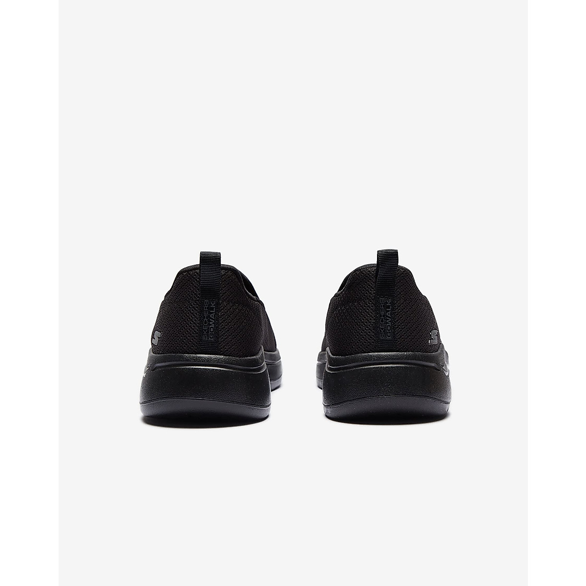 Skechers Women's Go Walk Arch Fit-Grateful Sneakers, Black, 6 Wide