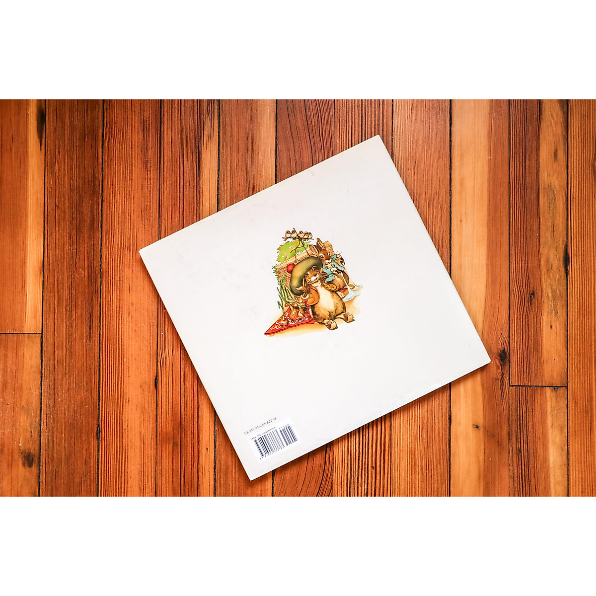 The Classic Tale of Peter Rabbit Hardcover: The Classic Edition by acclaimed Illustrator, Charles Santore (Perfect Gift For Easter, Baby Showers, or ... (Charles Santore Children's Classics)