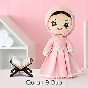 Mommy Yasmin - Soothe & Talking Hijab Doll | Muslim & Islamic Toy | Eid Gift | Quran & Dua | Interactive + Relaxing | Remote | for Baby + Toddlers + Kids(Open Eyes)