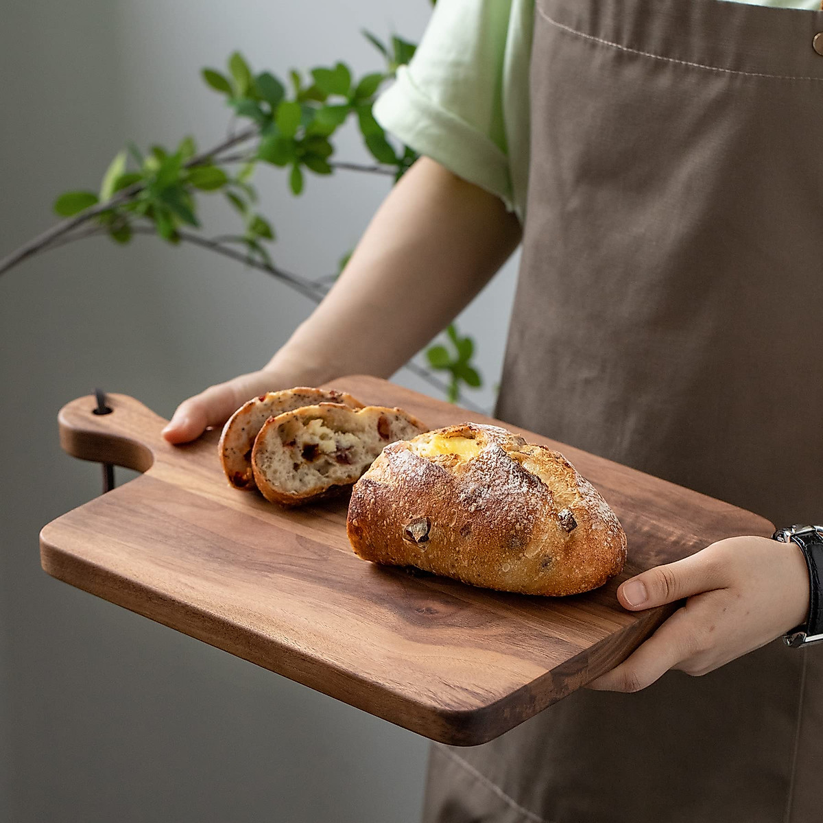 Muso Wood Walnut Cutting Board for Kitchen, Wooden Chopping Board with Handle to Hang, Square Bread Pizza Cheese Board, Charcuterie Board Used for Serving Platter 15.7x9.8 inch