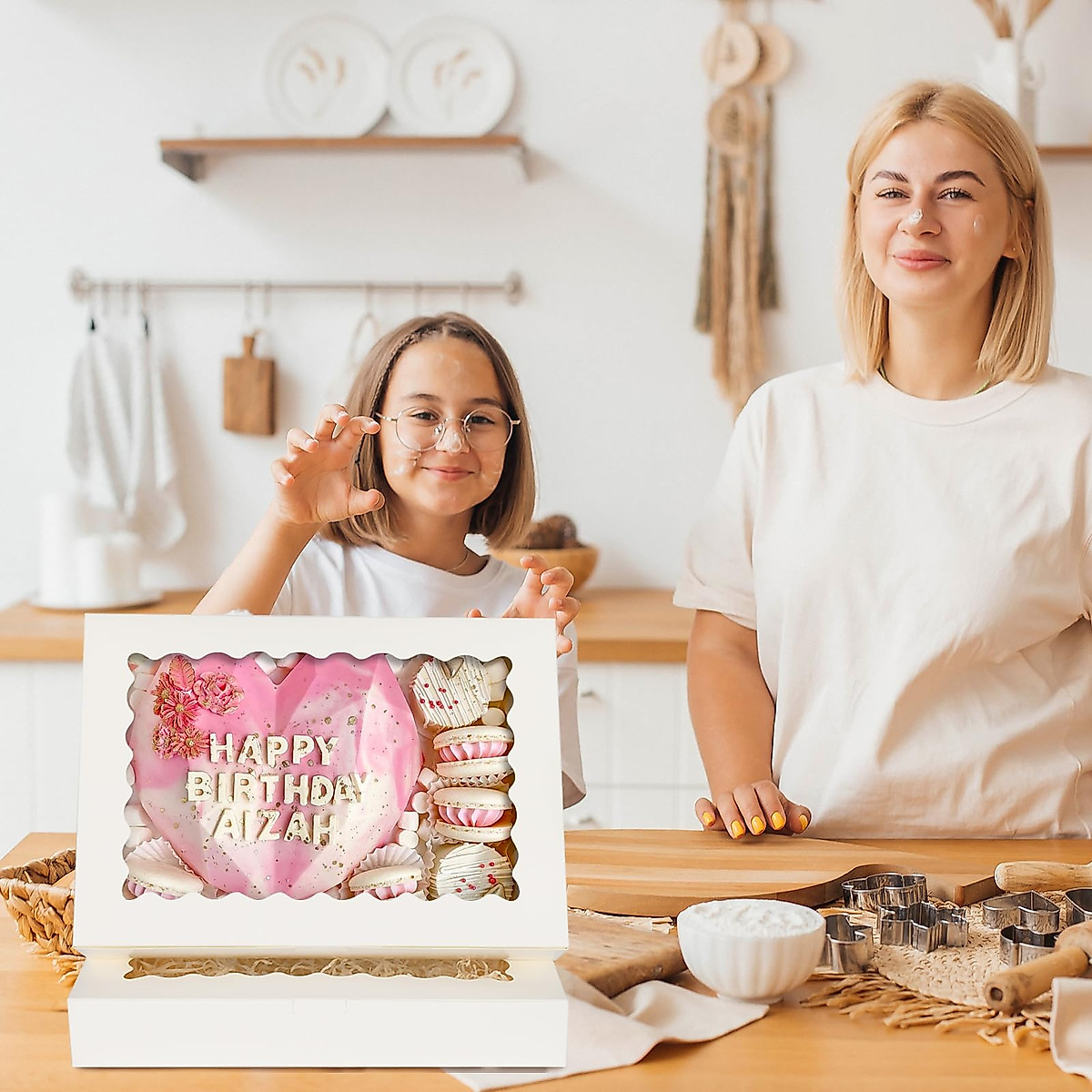 TOMNK 25pcs Cookie Boxes with Window, 16x11x2.5in Large Bakery Boxes for Treats, Desserts, Chocolate Covered Strawberries, Pies, Muffins, Donuts