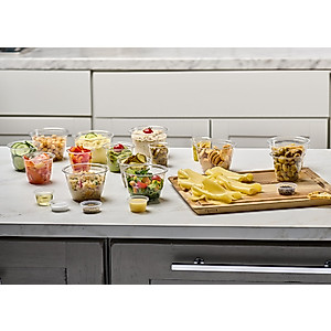 PATCHKE [ 3 OZ - 200 Cups + 200 Lids ] Jello shot Cups with Lids - Leak-Resistant, Tight fit, Easy Snap-on Lids - Clear & Fully Transparent, Tall squeezable Disposable Plastic.