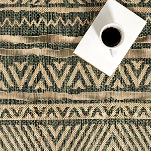 nuLOOM Abbey Geometric 7x9 Indoor/Outdoor Area Rug for Living Room Patio Deck Front Porch Kitchen, Green/Brown