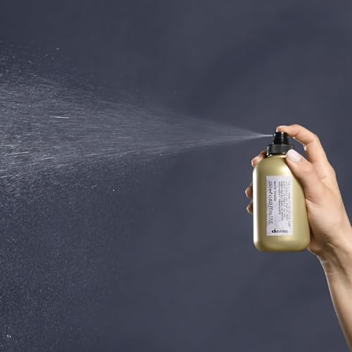 Davines This is a Primer. It’s for Natural Shine, Anti-Humidity and Bodyfying Effect, 8.45 oz.