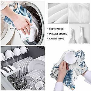 Eucalyptus Leaves Kitchen Towels,Absorbent Microfiber Kitchen Dish Hand Tea Bath Towel,Quick Dry Cleaning Cloth Dishclothes Decorative Sets, Christmas Berries Flower Pinecones Gnomes (1-PC, 18x28)