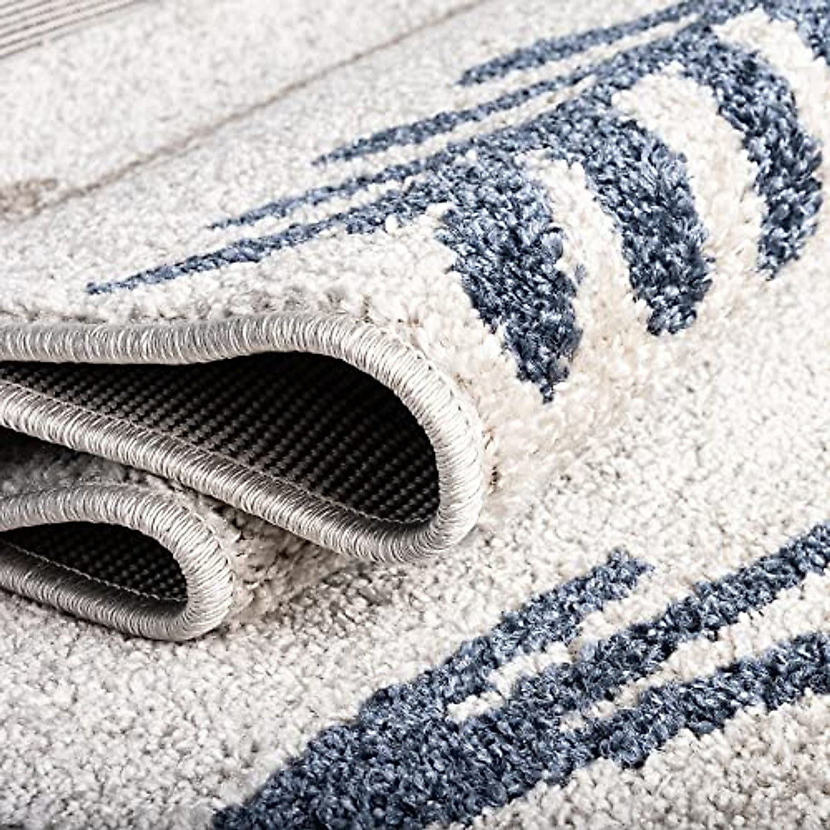 Unique Loom Autumn Collection Area Rug - Arrow (7' 10" x 10' Rectangle, Light Gray/ Black)