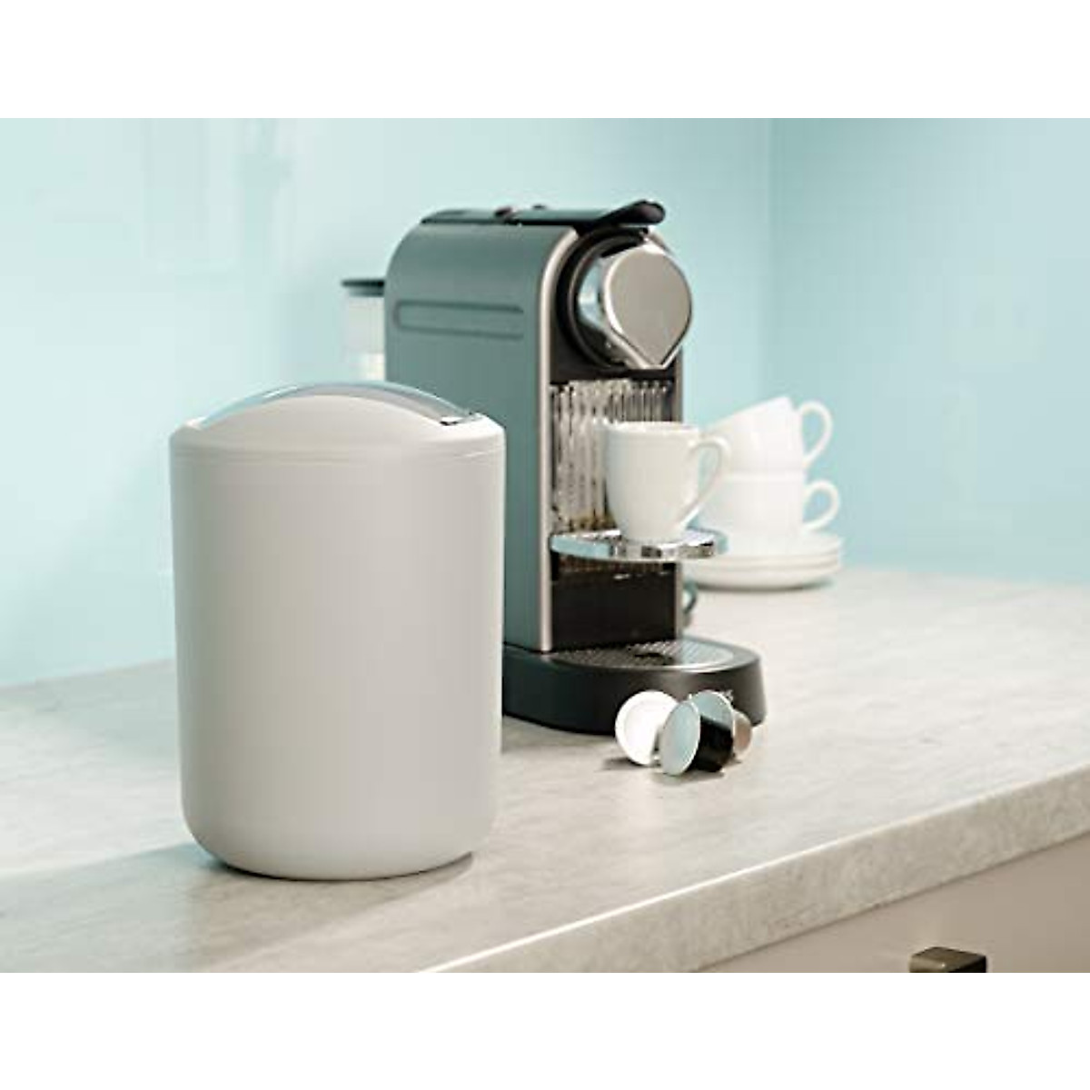 WENKO 22249100 Swing Cover bin, 14 x 14 x 21 cm, Grey